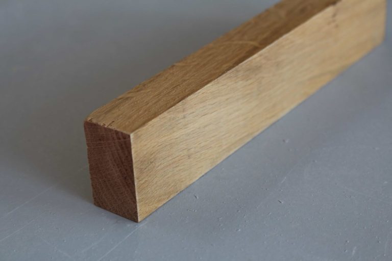 Tasseau 27 x 44 mm en chêne massif - Pour la décoration Intérieure